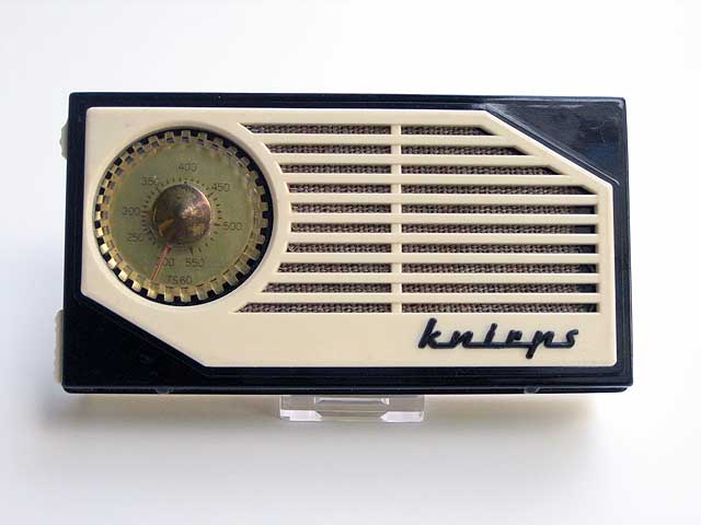Austria: 1960 Kristallwerk Graz Knirps TS60